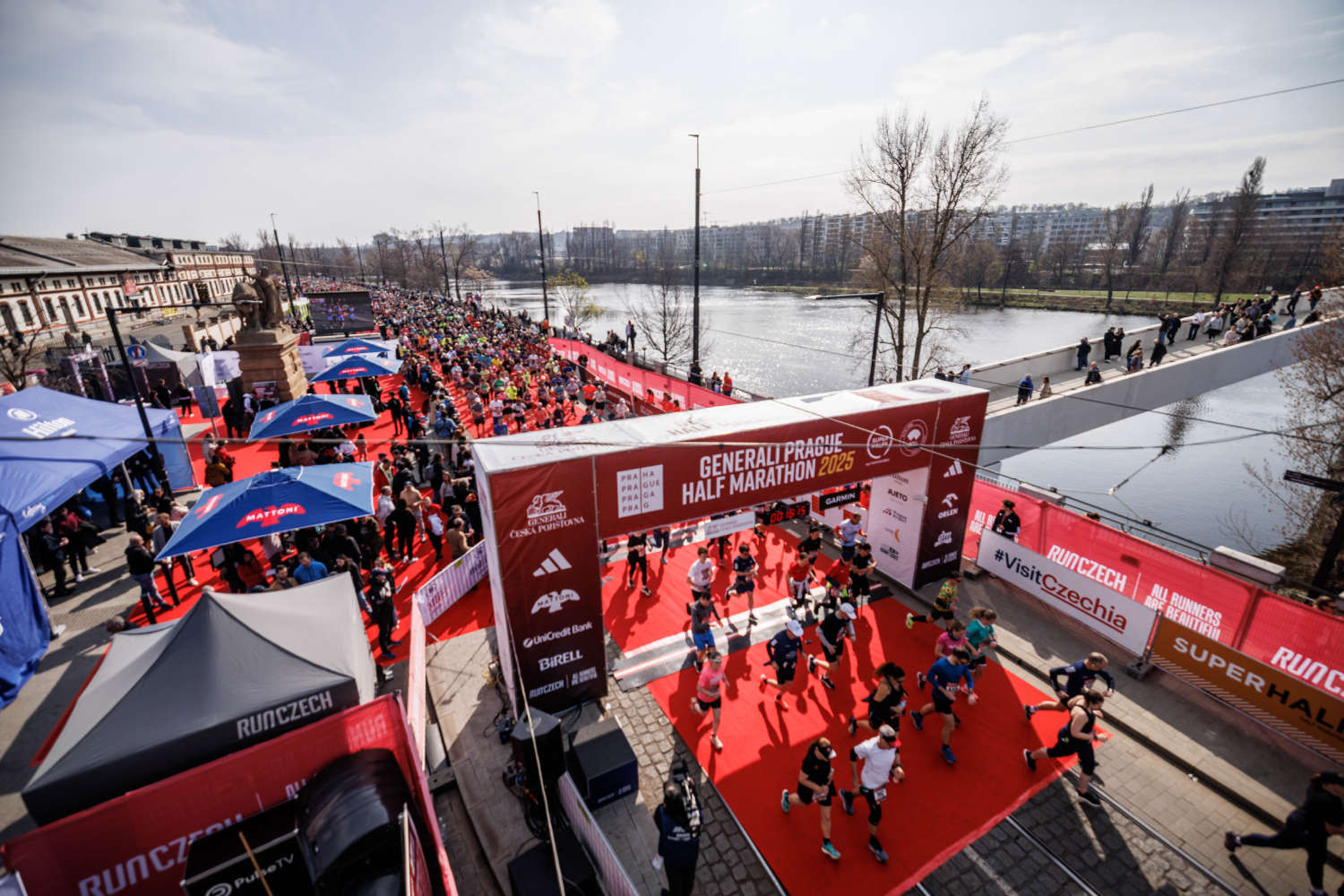 Medical Team Successfully Treated 55 Runners at the Generali Prague ...